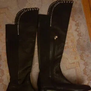 L.K. BENNETT LONDON | Shoes | Lk Bennett London Black Leather Otk ...